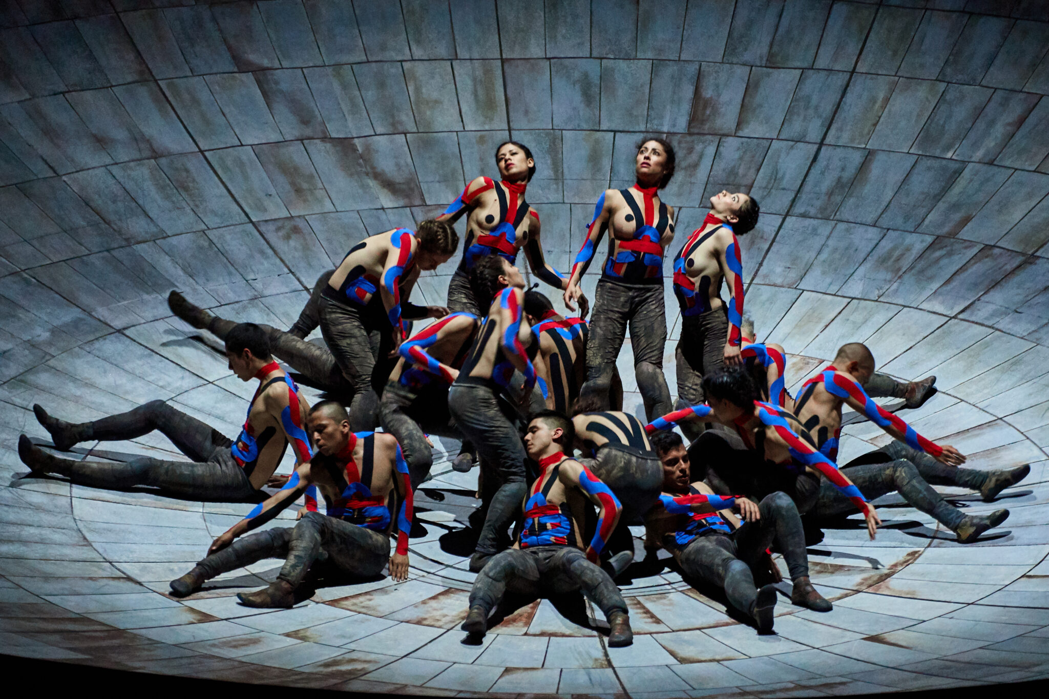 Omphalos – Damien Jalet