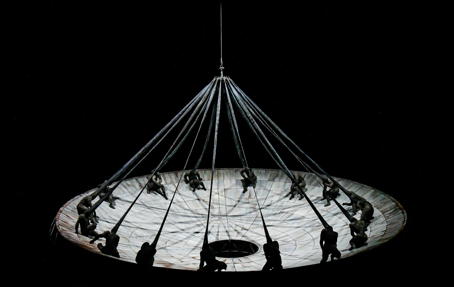 Omphalos – Damien Jalet