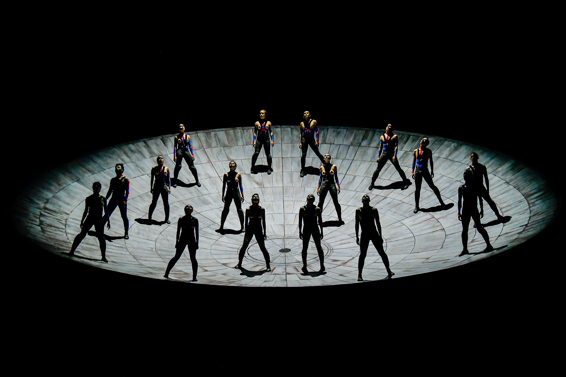 Omphalos – Damien Jalet